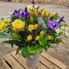 Shop online | Same Day Flower Delivery Leicester | Flowerbox Florist